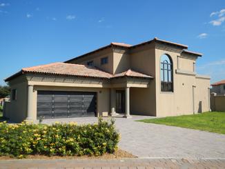 Blue Valley Golf and Country Estate properties for sale in Blue Valley ...